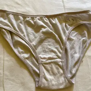 Oferty fetysz - sprzedaż używanej bielizny | Majtkomat